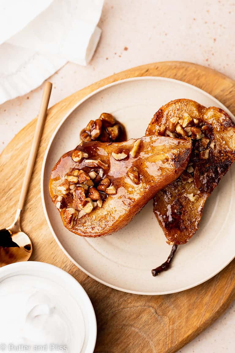 Maple Syrup Cinnamon Baked Pears
